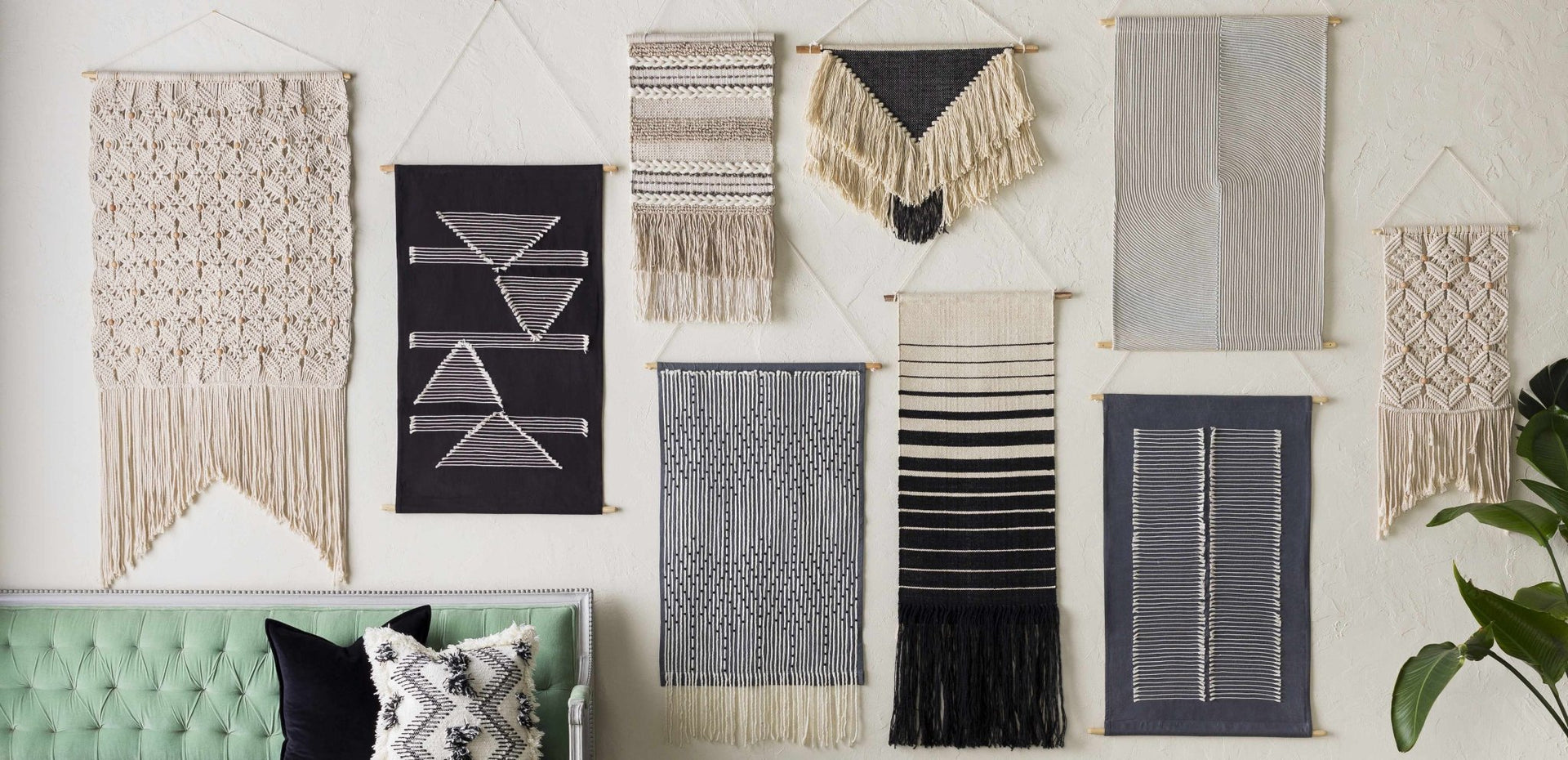 The Art of Placing a Rug in a Living Room: An Expert’s Guide – The Rug ...